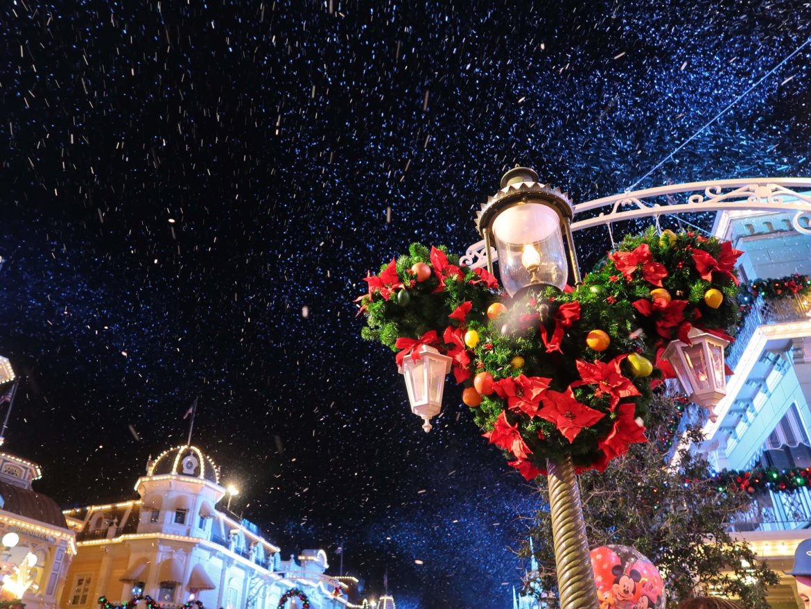 Visiting Disney World During the Holidays – Living By Disney