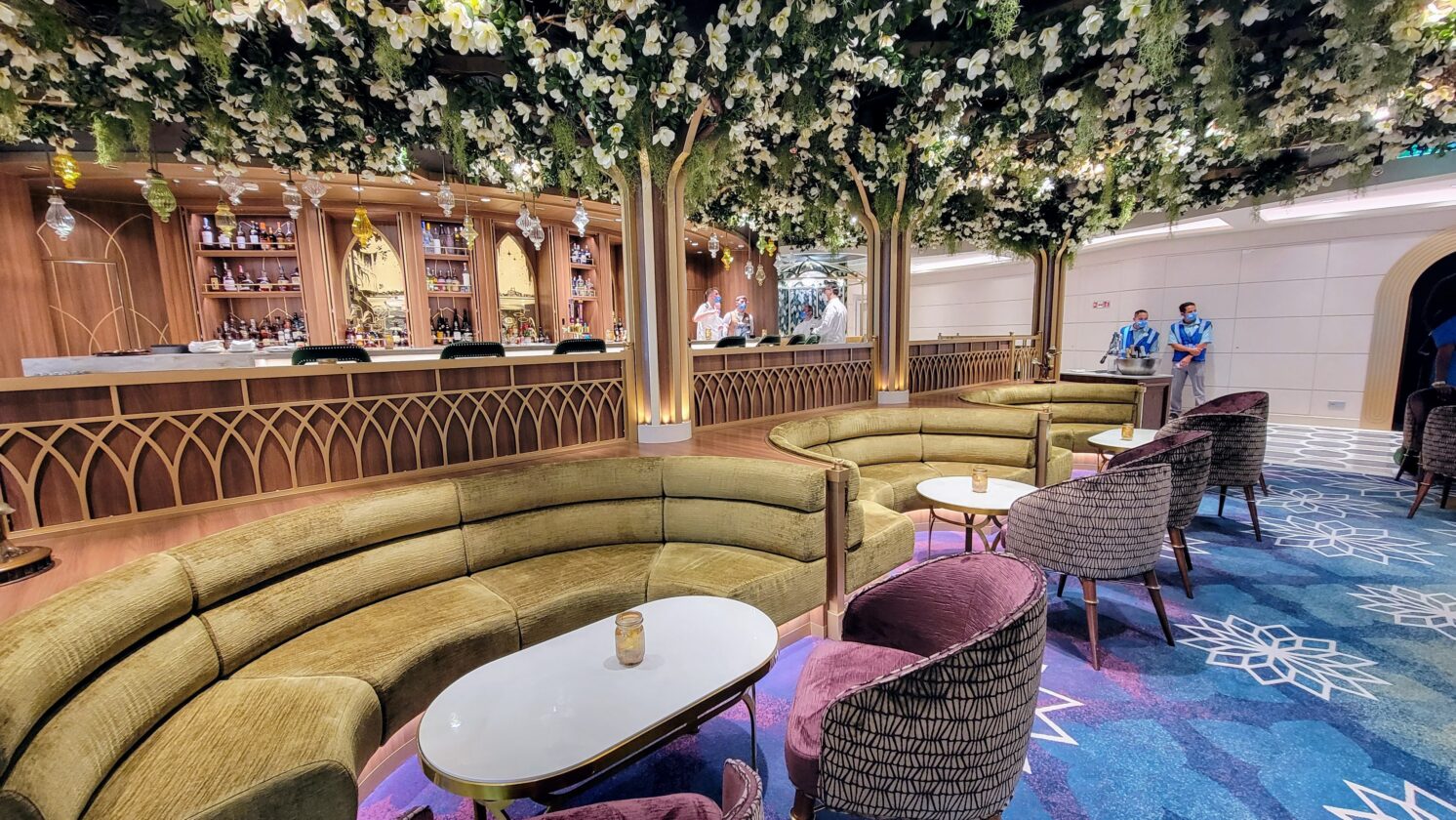 Bayou-Lounge – Living By Disney