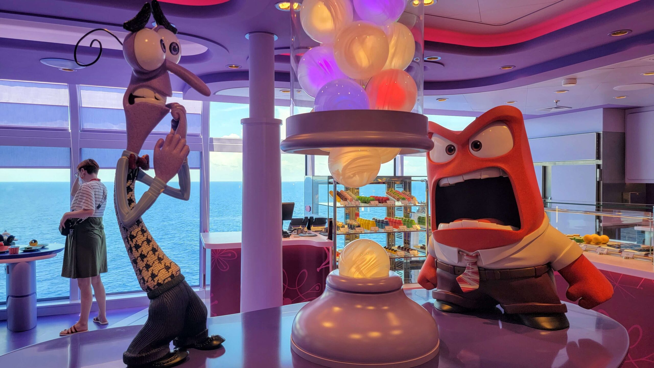 Joyful-Sweets – Living By Disney